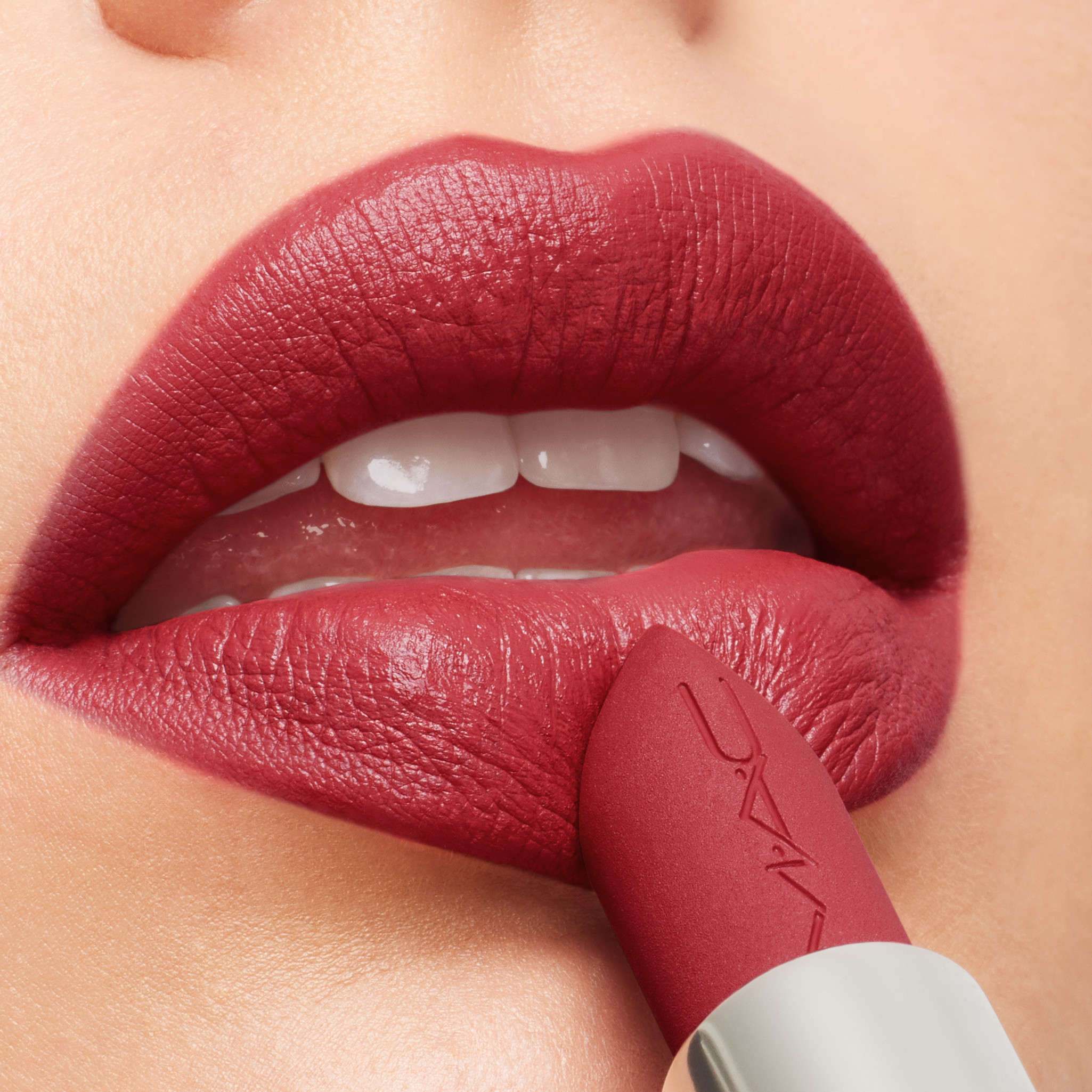 Paramount MAC All About Shadow Soft Matte Lipstick Pt - Forever Curious ...
